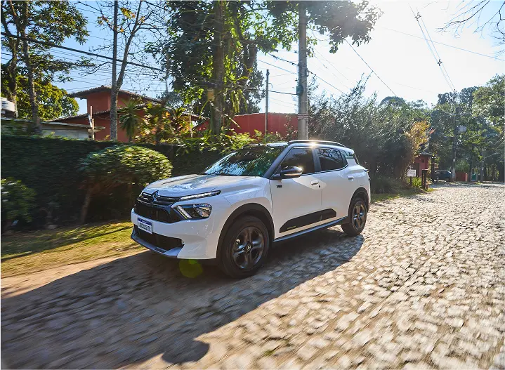 XTR – linha aventureira de C3 e Aircross | Citroën